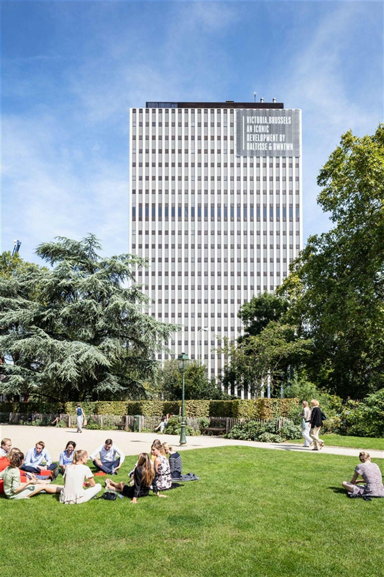 Kantoor te huur in Square Victoria Régina 1, 1210 SINT-JOOST-TEN-NODE ...